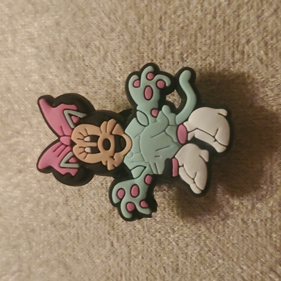 Disney | Accessories | Disney Minnie Mouse Dressed As Cat Jibbitz ...